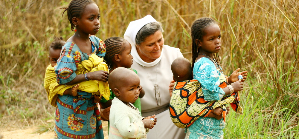 Dzieci Afryki » PIERWSZY ANIOŁ DZIECI AFRYKI-en